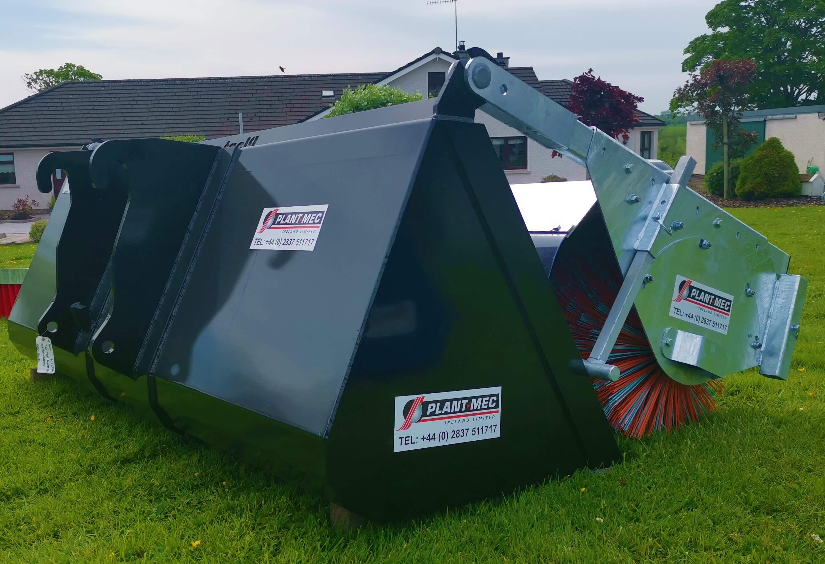 PlantMec Ireland Bucket Brush 2.1 | Farm Compare | Farm Compare